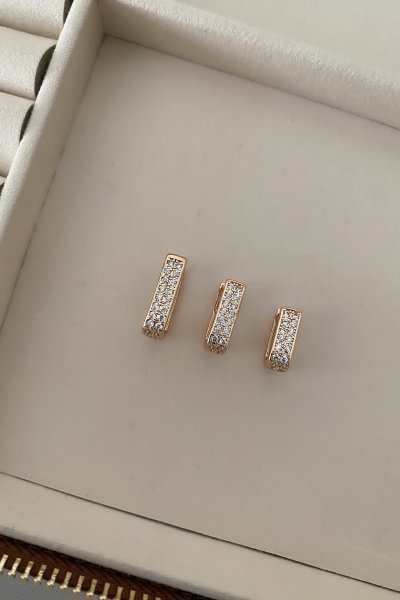Özel Seri Gold Zirkon Taşlı Oval Plaka Halka Set Küpe | İpekŞekerciler Özel Seri Gold Zirkon Taşlı Oval Plaka Halka Set Küpe | İpekŞekerciler